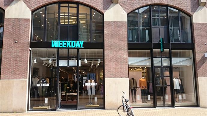 H&M-formule Weekday opent winkel van 800 m² i... | PropertyNL